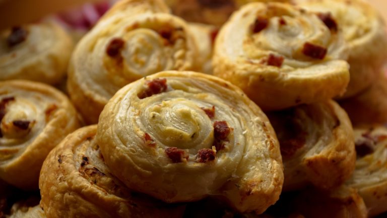 Party Room Temperature Foods Ideas · Major Gates